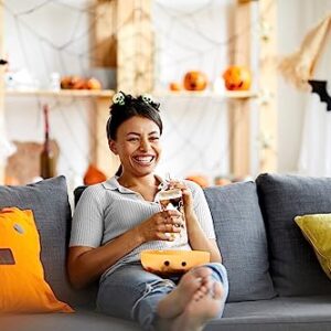 Halloween Cups, Ghost Decor 24oz Halloween Mug Mason Jar Glass Cups with Lids and Straws Ghost Tumblers Coffee Cups Cookie Jar Glasses Halloween Glassware Drinking Glasses Halloween Decorations Indoor