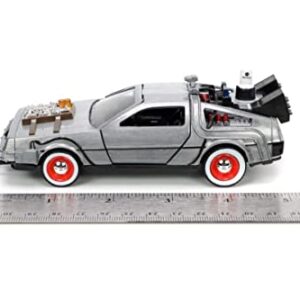 Jada Toys Back to The Future Part III 1:32 Time Machine Die-cast Car, Toys for Kids and Adults