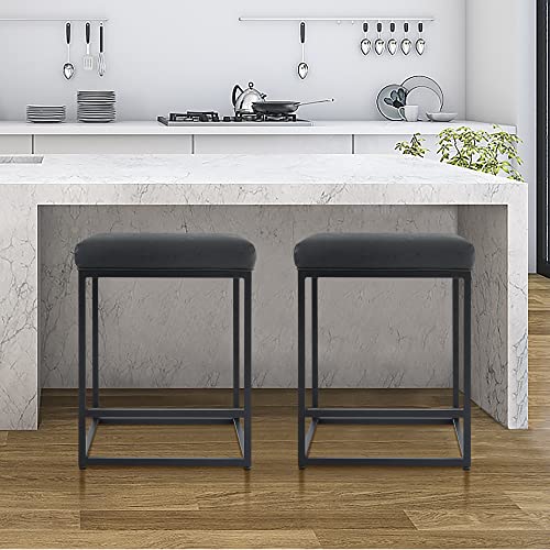 HERA'S PALACE 30 Inch Bar Stool Set of 2 Leather Bar Chairs with Footrest, Black Counter Height Modern Barstools for Kitchen, Living Room, Dining Bar