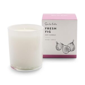 sur la table fresh fig candle