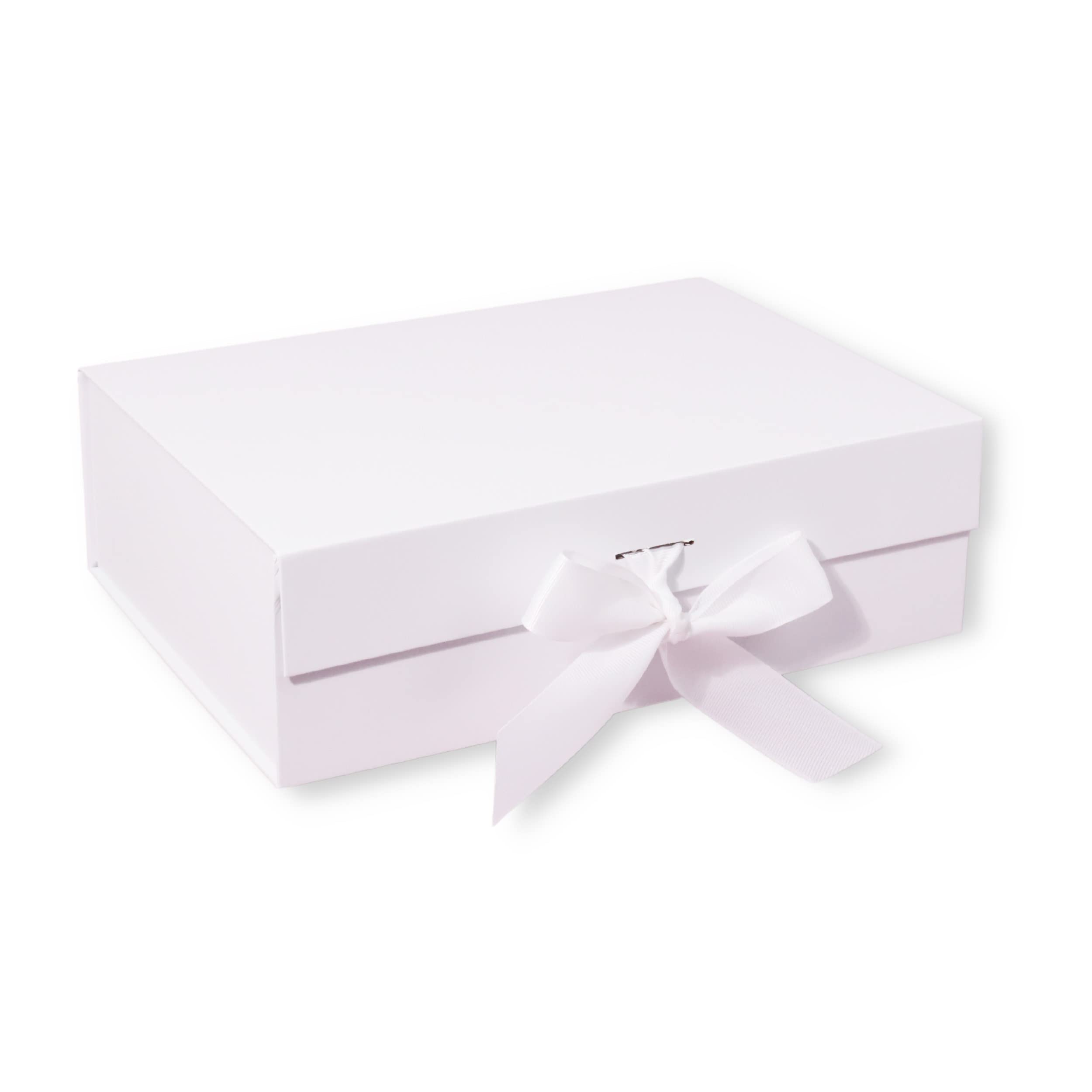 Supremo MD 22 Set of 4 Premium Gift Boxes with Shredded Paper and Hair Tails | Elegant White Magnetic Gift Boxes with Lids | Ideal for Presents, Weddings, Birthdays, or any Special Occassions