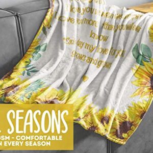 InnoBeta Mimi Sunflower Throw Blanket - Mimi Gifts for Grandma - Flannel Blankets Gift for Mimi on Mother's Day, Christmas, Birthday, or Thanksgiving - 50" x 65"