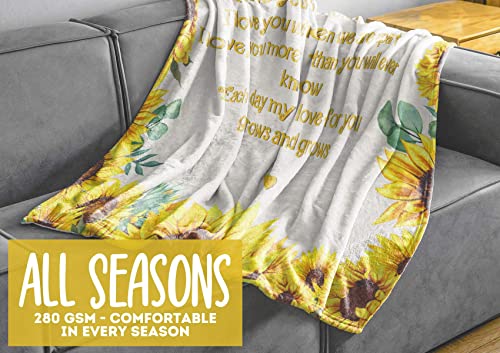 InnoBeta Mimi Sunflower Throw Blanket - Mimi Gifts for Grandma - Flannel Blankets Gift for Mimi on Mother's Day, Christmas, Birthday, or Thanksgiving - 50" x 65"