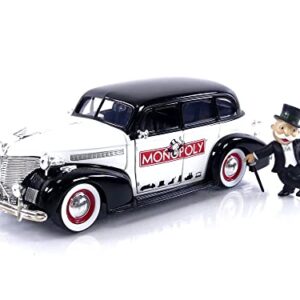 Jada Toys Mr. Monopoly 1:24 1939 Chevrolet Master Deluxe Die-cast Car w/ 2.75" Rich Uncle Pennybags Figure, Toys for Kids and Adults (33230)