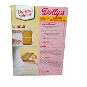 Duncan Hines Southern Style Banana Cake Mix Bundled with Duncan HInes Creamy Buttercream Frosting