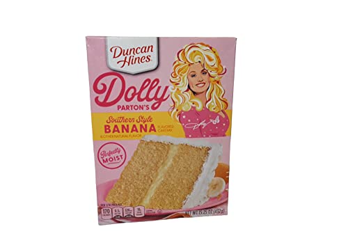 Duncan Hines Southern Style Banana Cake Mix Bundled with Duncan HInes Creamy Buttercream Frosting