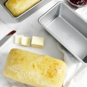 USA Pan Bakeware Seamless Nonstick Standard Bread Loaf Pan, 8 x 4.5 x 2.75