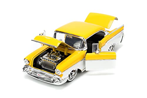 Jada Toys Big Time Muscle 1:24 1957 Chevy Bel-Air Die-cast Car Yellow, Toys for Kids and Adults