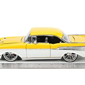 Jada Toys Big Time Muscle 1:24 1957 Chevy Bel-Air Die-cast Car Yellow, Toys for Kids and Adults