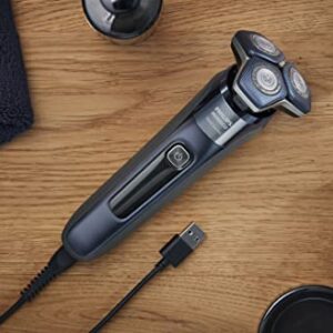 Philips Norelco Shaver 7800, Rechargeable Wet & Dry Electric Shaver with SenseIQ Technology, Quick Clean Pod, Charging Stand, Travel Case and Pop-up Trimmer, S7885/85