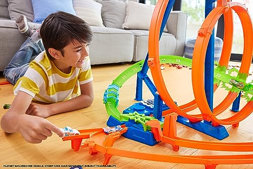 Hot Wheels Track Set, Epic Crash Dash with 5 Crash Zones, Motorized Booster and 1 Hot Wheels 1:64 Scale Toy Car, Easy Storage