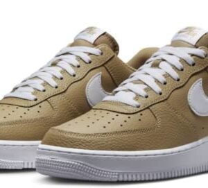 Nike Men's Air Force 1 '07 Lv8Basketball Shoe (8.5), Khaki/White-white