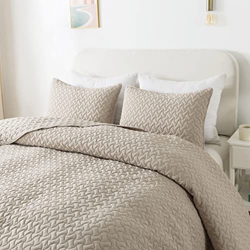 B2EVER Beige King Size Quilt Bedding Sets with Pillow Shams, Lightweight Soft Bedspread Coverlet, Quilted Blanket Thin Comforter Bed Cover for All Season Spring Summer, 3 Pieces, 104x90 inches