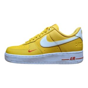 nike women's air force 1 '07 se sneakers (yellow ochre/sail-white, 9.5)