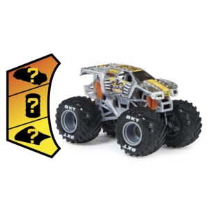 Monster Jam 2022 Spin Master 1:64 Diecast Truck: Chase True Heavy Metal Max-D