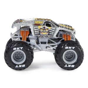 Monster Jam 2022 Spin Master 1:64 Diecast Truck: Chase True Heavy Metal Max-D