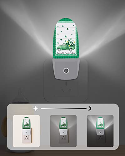 St. Patrick's Day Night Light, LED Plug in Night Light, Green Checkered Board Truck Clover on Wood Night Lights with Dusk to Dawn Sensor Decorative Kids/Adults Nightlight for Bedroom Bathroom