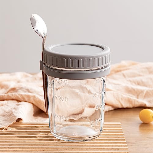 Famyards 4 Pack Overnight Oats Containers with Airtight Lids and Spoons, 16 oz Glass Mason Jars with Measurement Marks, Oatmeal Jars for Cereal, Yogurt, Milk, Salads, Fruit (2 White and 2 Grey)