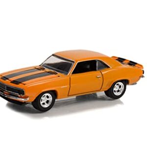 1967 Chevy Camaro RS, Counting Cars - Greenlight 44970F/48-1/64 Scale Diecast Model Car