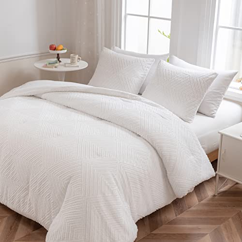 LAVACHEY California King Comforter Set, Tufted White Comforter Set, Boho Bedding Comforter Sets Extra Fluffy, Ideal for All Seasons 3 Pieces (1 Comforter, 2 Pillowcases)