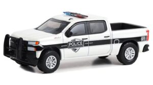 greenlight 43020-f hot pursuit series 44-2022 chevy silverado ssv - general motors fleet police 1:64 scale diecast