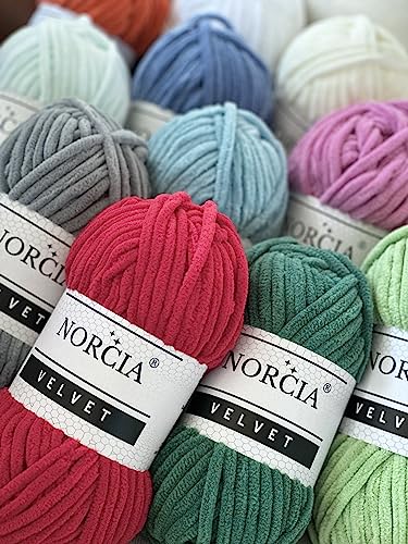 NORCIA Soft Velvet Yarn Chenille Yarn for Crocheting Super Bulky 100g (74.3 yds) Baby Blanket Yarn for Knitting Amigurumi Yarn Fancy Yarn for Crochet Weaving Craft