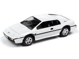 lotus esprit s1 white (007) "the spy who loved me (1977) movie series 1/64 diecast model car by johnny lightning jlpc002-jlsp127