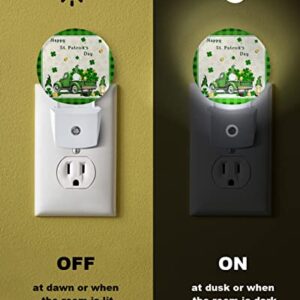 Night Light Plug into Wall, LED Nightlights St. Patrick's Day Green Truck Gnome Shamrock Linen Small Nightlight Auto Dusk-to-Dawn Sensor Lamp LED Night Lights for Kid's Bedroom, Bathroom