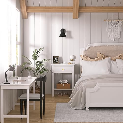 Hoiplu White Nightstand with Charging Station Set of 2, Bamboo Night Stand Bedside Table with 2 USB Port and Outlet, Real Wood End Table Farmhouse Side Table with Drawer for Bedroom, Living Room