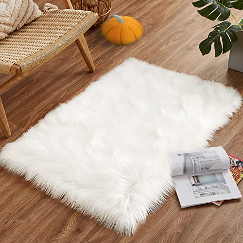 Goolela Faux Fur Rug Throw Rugs Small White Rug 2x3 Sheep Skin Rug Fluffy Washable Rug for Bedroom Dorm Bedside Rug Luxury Room Decor, Rectangle