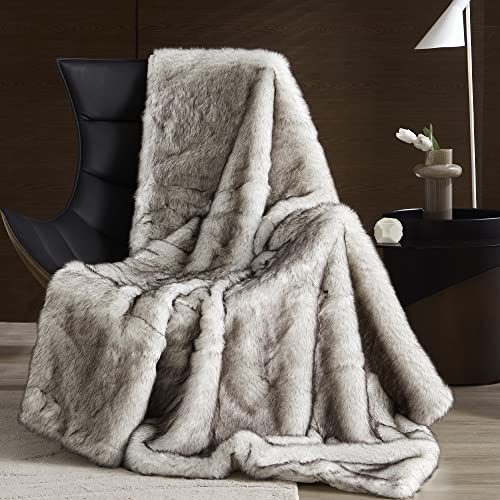 PURE ERA Faux Fur Throw Blanket Luxury Soft Warm Fluffy Thick Decorative Blanket for Couch Bed Sofa Armchair, Reversible to Plush Velvet (50"x60" White&Black)