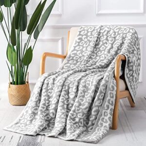 Leopard Throw Blanket Lightweight Cozy Bed Blanket Soft Throw Blanket fit Couch Sofa Suitable for All Season/Gray