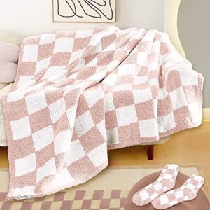 Orelle “Cream Puff” - Soft Knit Checkered Throw Blanket & Socks - Cozy Pink Checkered Blanket Throw - Fluffy Checkerboard Blanket - Aesthetic Cute Checker Blanket Checkered Decor - Puff Pink. 55x67