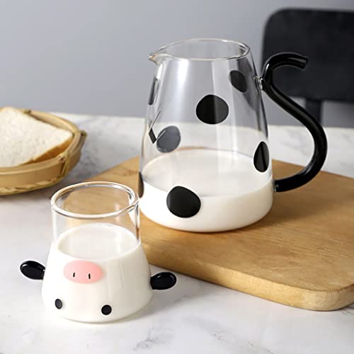 Bedside Water Carafe and Glass Set, 18 OZ Glass Pitcher & 4 OZ Cup, Bedside Night Carafe Pitcher and Water Glass Tumbler Set, Cute Cartoon Cow Glass Water Pitcher with Cup Set for Bedroom (18 oz)