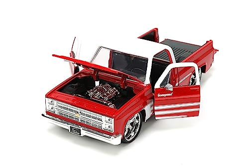 Just Trucks 1:24 1985 Chevy C10 Die-Cast Truck w/Tire Rack, Toys for Kids and Adults(Red/White)