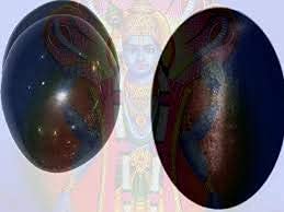 Shaligram Puja Item GANDAKI River Natural Black Stone Shaligram Shila for Pooja