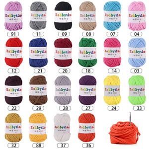 T-Shirt Yarn for Crocheting Beginners Solid Color Knitting Crochet Yarn Super Bulky T-Shirt Yarn for Crocheting Bags Blankets Cushion Stuffed Animals DIY Handmade Projects, 100g x 2 Balls