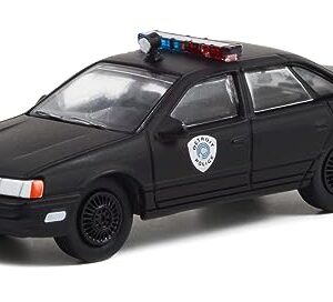 Greenlight 1:64 Hollywood Series 34 - Robocop (1987) - 1986 Taurus LX - Detroit Metro West Police 44940-D [Shipping from Canada]