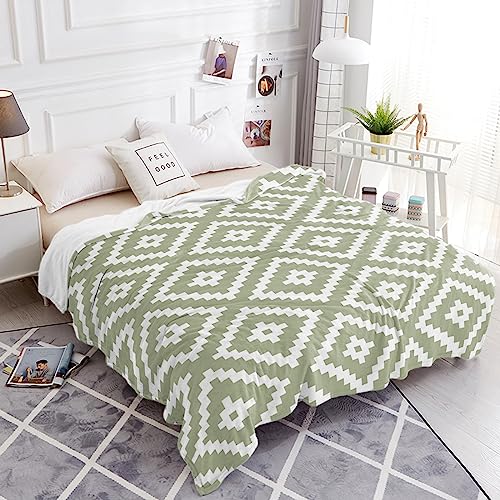 Throw Blanket- Abstract Geometric Soft Warm Plush Fleece Bed Throw,50x60In Flannel Blankets Saga Green White Diamond Squares Bedding Throws for Women/Men Bedroom Living Room Office Decor Minimalist