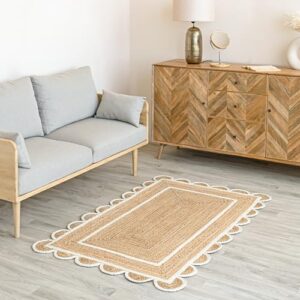 Weaving Village Scalloped Natural Jute Area Rug, Natural Base Off White Trim, 3x5