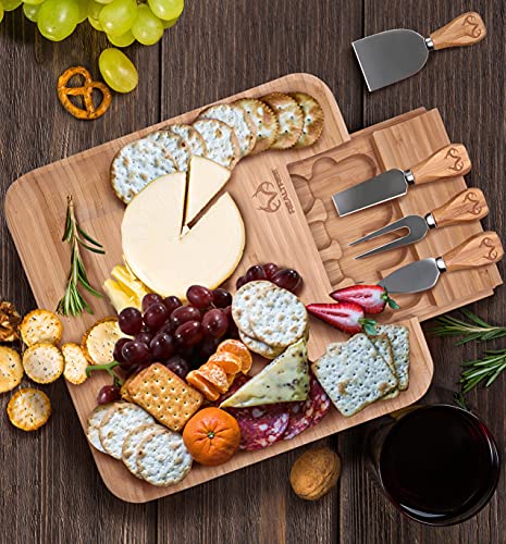 Realtree Bamboo Charcuterie Cheese Board & Knife Set, Serving Platter Tray with Cutlery Set, Housewarming Gifts, Entertaining, Cheese Serving Plate, Large Cheese Charcuterie Board