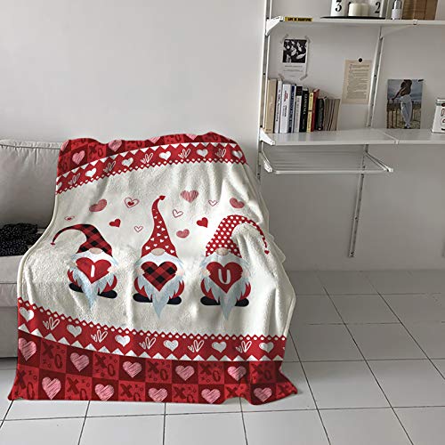 Happy Valentine's Day Flannel Fleece Throw Microfiber Blanket Super Soft Cozy Blanket Cute Gnome Holding Love Heart Red Plaid Lightweight Fuzzy Bedding Fleece Blanket for Couch Sofa Bed