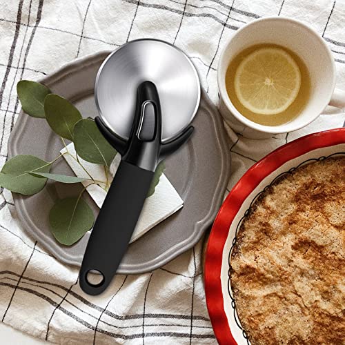 KUFUNG Pizza Cutter Wheel, Super Sharp Pizza Slicer with Non Slip Handle for Pizza, Pies, Waffles and Dough Cookies, Easy to Use and Clean (Black)