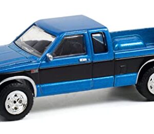 1988 Chevy S-10 4x4 Extended Cab Pickup Blue Met. & Black 100th Anniversary of Chevy Trucks (1918-2018) 1/64 Diecast Model Car by Greenlight 28080 B