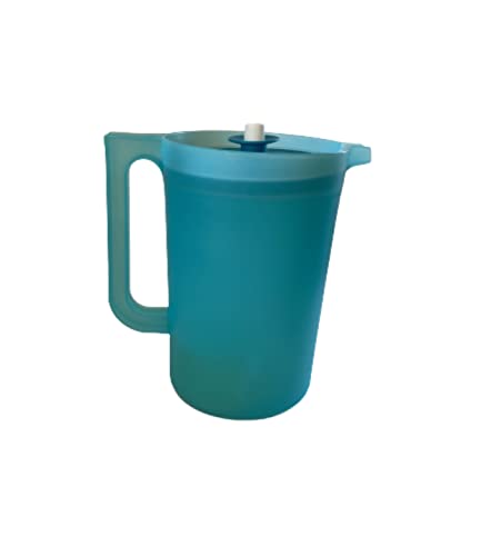 Tupperware 2 Quart Pitcher, in Aqua Blue