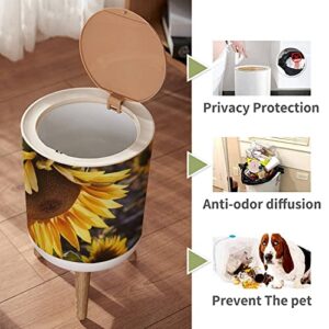 Small Trash Can with Lid Yellow sunflower in the sunset light Close up Sunflower close up Garbage Bin Wood Waste Bin Press Cover Round Wastebasket for Bathroom Bedroom Kitchen 7L/1.8 Gallon