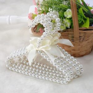 Eyomii 2 Pcs Pearl Bow Clothes Clothing Hangers Cute Small Pearl Hanger Pet Clothes Hanger Pearl Beads Clothes Hangers for Hanging Small Dog Cat Dolls Baby Clothing.