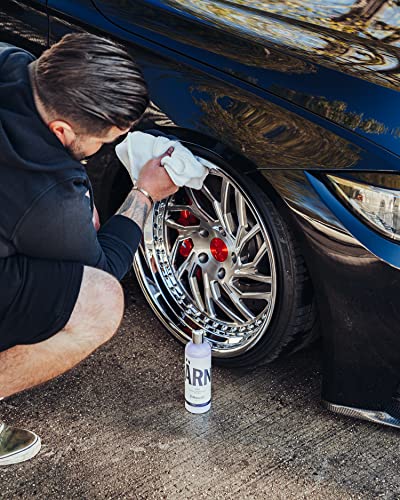 Stjarnagloss - Skara Gloss Enhancing Polish - Versatile, Cleans & Protects, Added Sealant Ingredients, Pre-Wax or Sealant (500 milliliters)