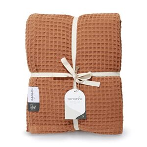 berkshire Organic Cotton Waffle Blanket | All-Season Organic Cotton Woven Waffle Blanket | Cashew | King (108" x 90")