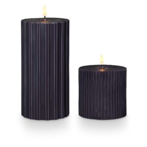 ILLUME Beautifully Done Medium Fragranced Pillar Candle, BlackBerry Absinthe